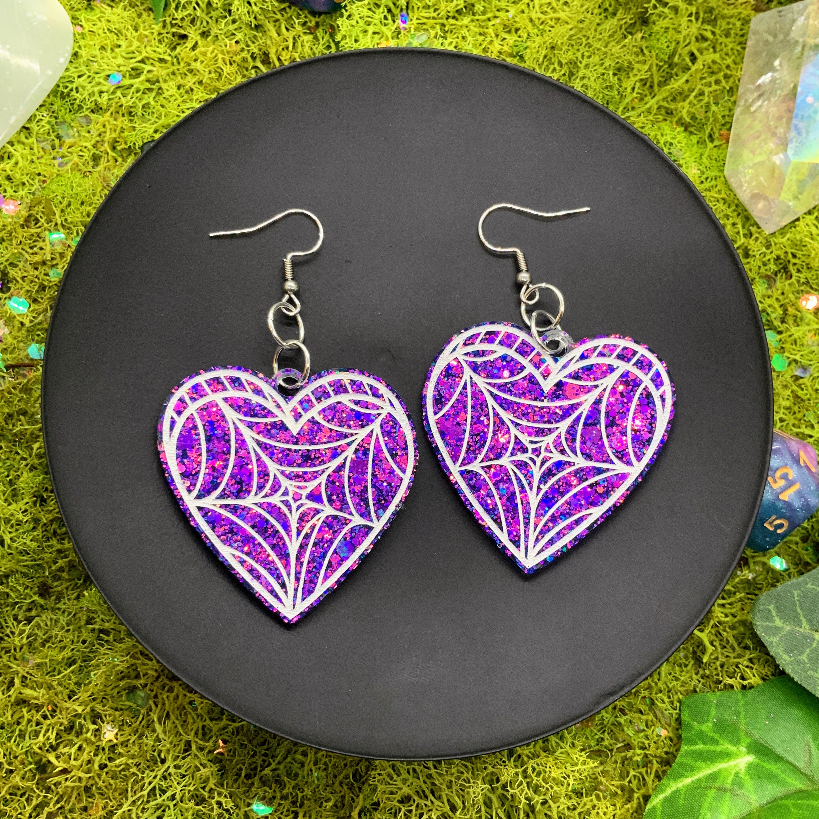 caught in her web – Enderbones