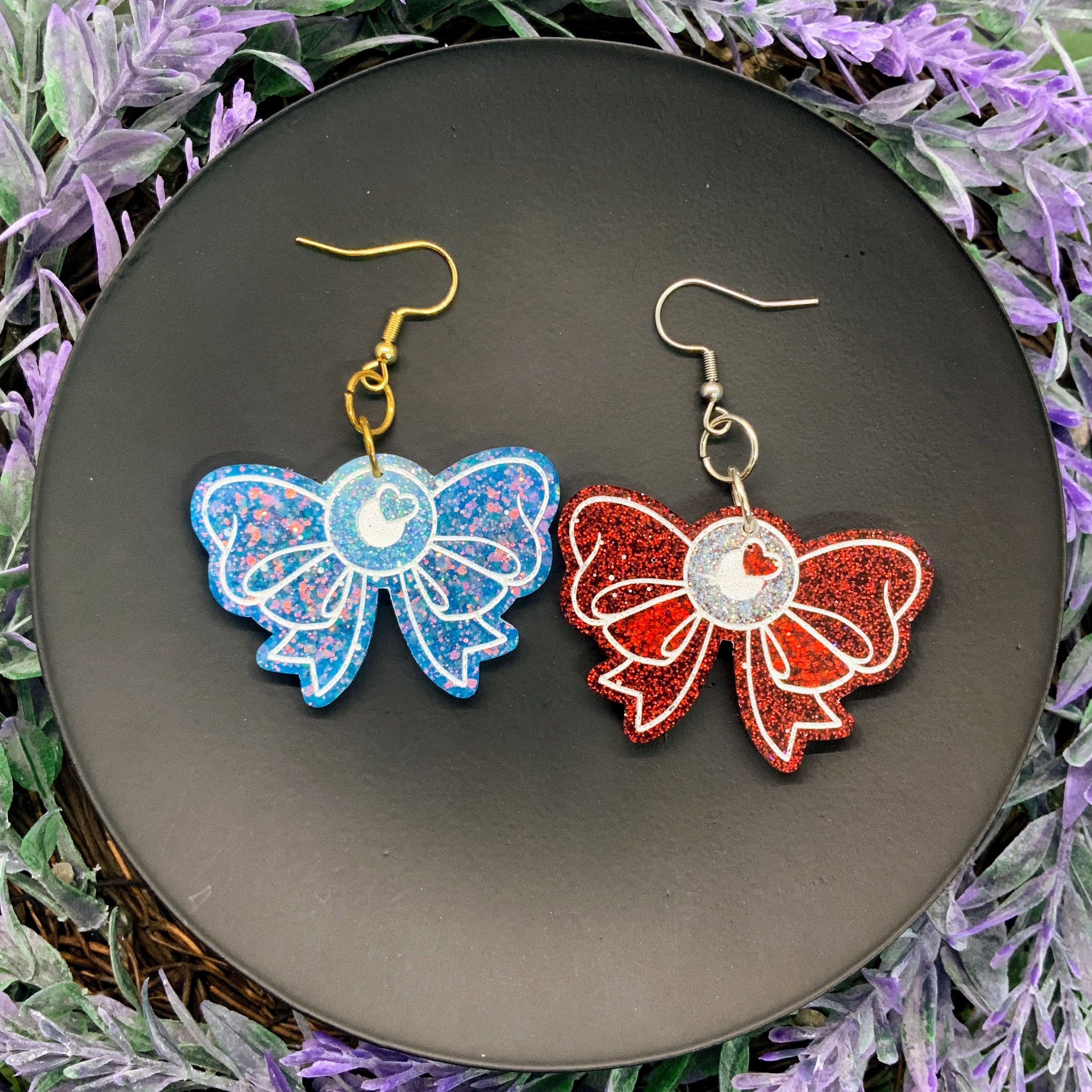 creepy bows – Enderbones